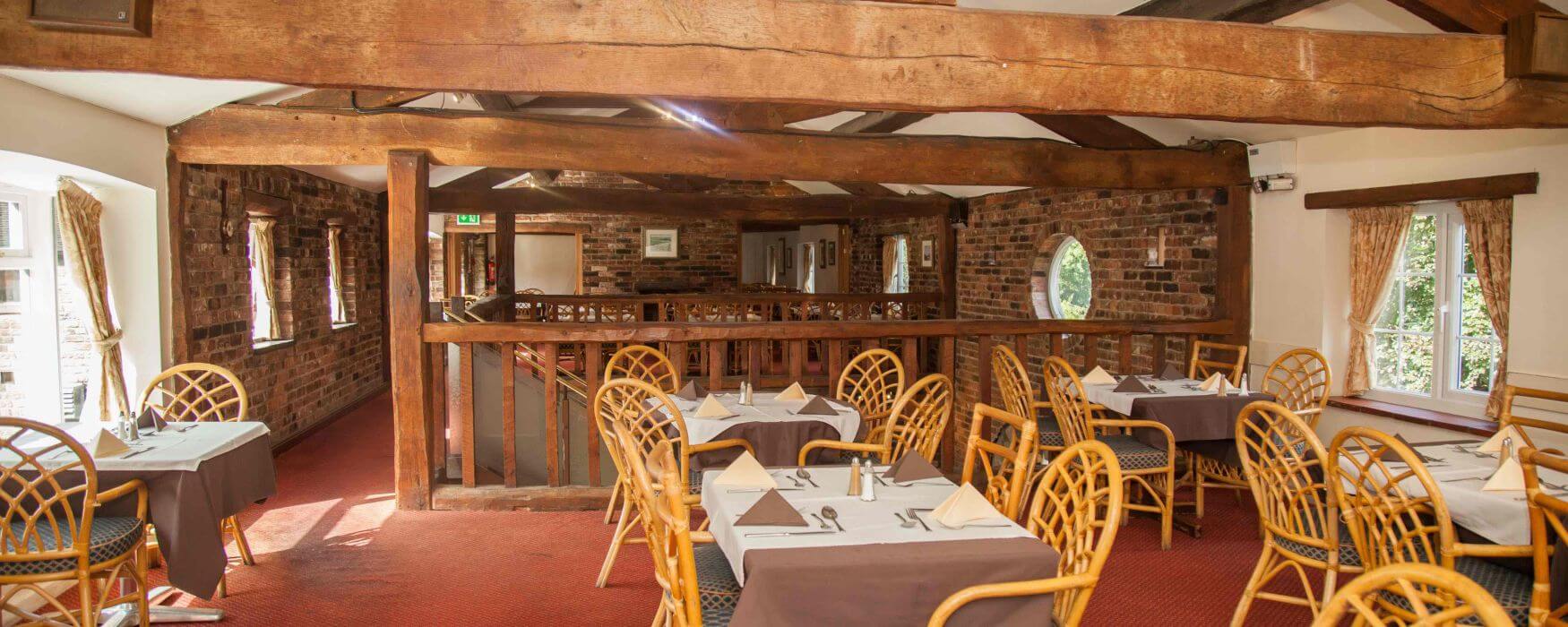 The Owls At Standish - Wigan - Sugarvine, The Nation's Local Dining Guide