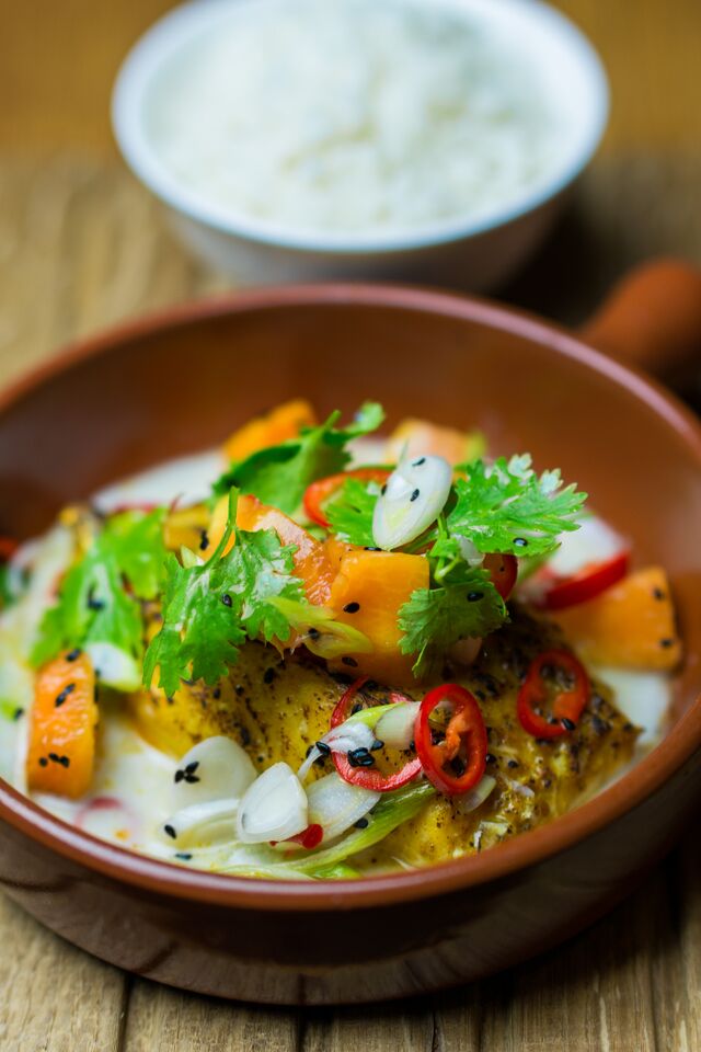 Satay Spiced Hake, Coconut and Lime Dressing and Steamed Rice - Sugarvine