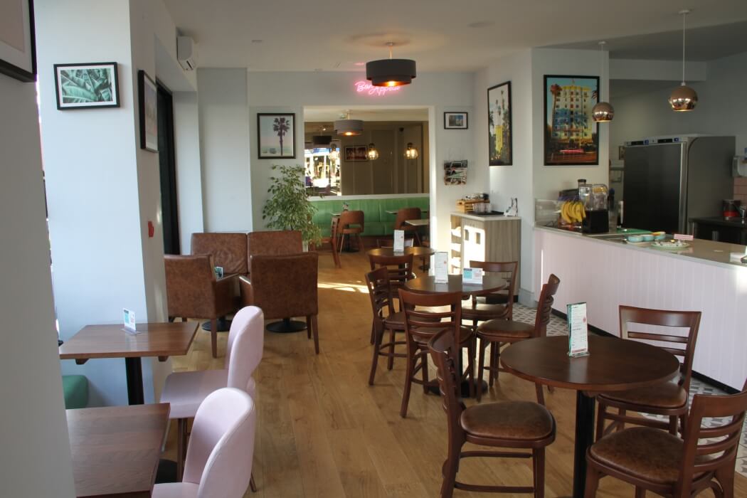 Central Beach - Lytham - Sugarvine, The Nation's Local Dining Guide